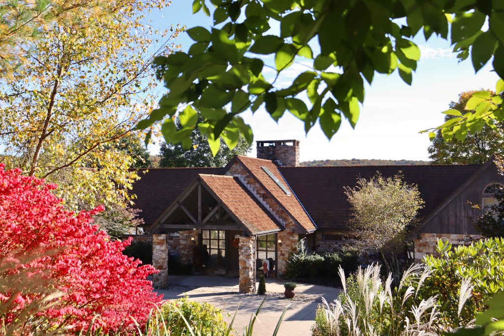 LODGING & SPA - Oak Lodge Weddings